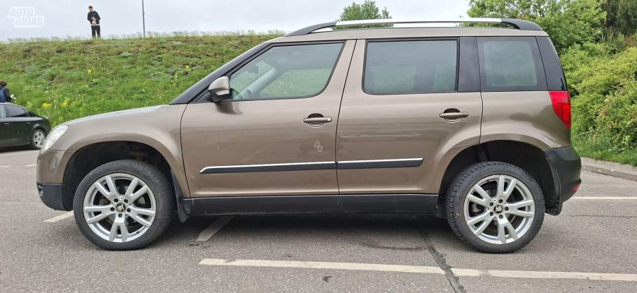 Skoda Yeti 2013 in Vilnius, with an engine capacity of 2.00 L and mileage of 245 thousand km for 3750 €, photo 7 on AUTOMOTO.COM.LV