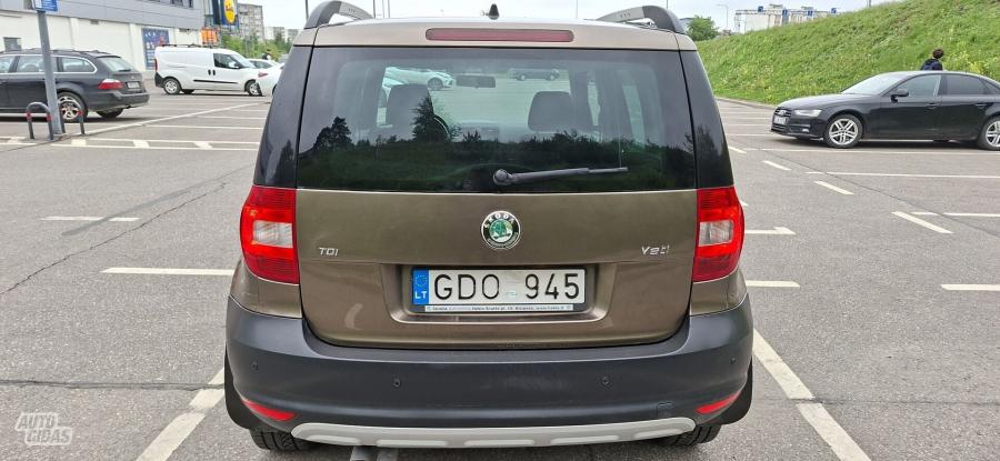 Skoda Yeti 2013 in Vilnius, with an engine capacity of 2.00 L and mileage of 245 thousand km for 3750 €, photo 9 on AUTOMOTO.COM.LV