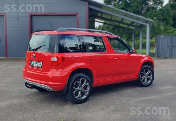 Red Skoda Yeti 2011 in Jelgava, with an engine capacity of 2.00 L and mileage of 290 thousand km for 4650 €, photo 5 on AUTOMOTO.COM.LV