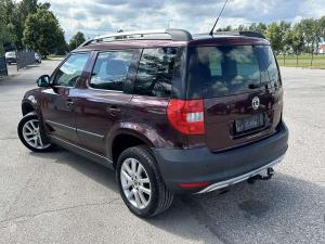 Red Skoda Yeti 2011 in Marijampole, with an engine capacity of 1.20 L and mileage of 220 thousand km for 4199 €, photo 6 on AUTOMOTO.COM.LV