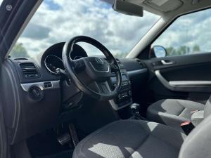 Red Skoda Yeti 2011 in Marijampole, with an engine capacity of 1.20 L and mileage of 220 thousand km for 4199 €, photo 12 on AUTOMOTO.COM.LV