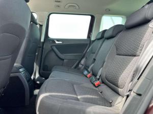 Red Skoda Yeti 2011 in Marijampole, with an engine capacity of 1.20 L and mileage of 220 thousand km for 4199 €, photo 15 on AUTOMOTO.COM.LV