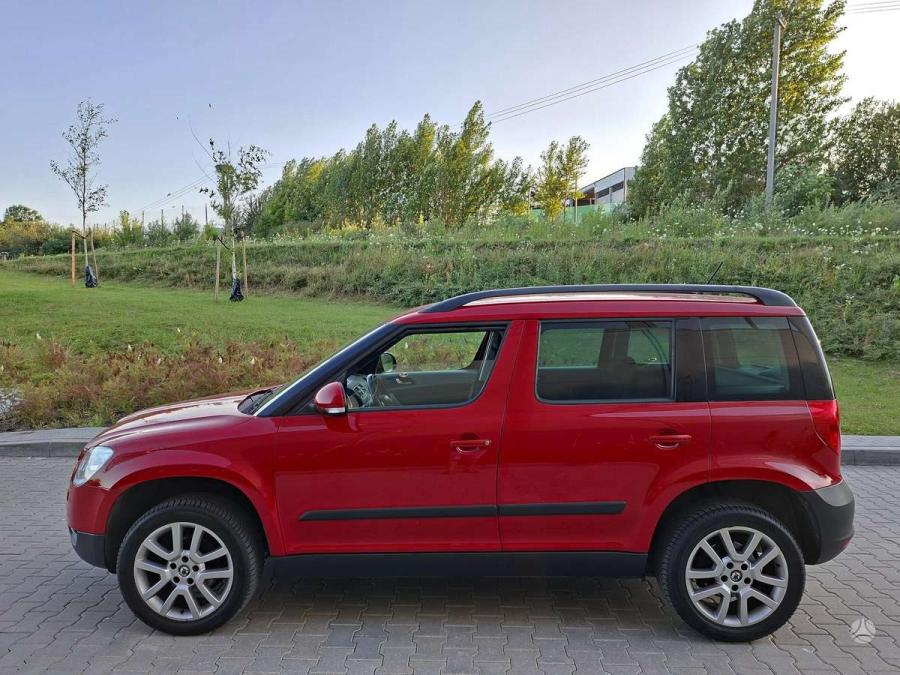 Sarkans Skoda Yeti 2011 Viļņa, ar dzinēja tilpumu 1.97 L un nobraukumu 181 tūkst. km par 6350 €, foto 6 vietnē AUTOMOTO.COM.LV