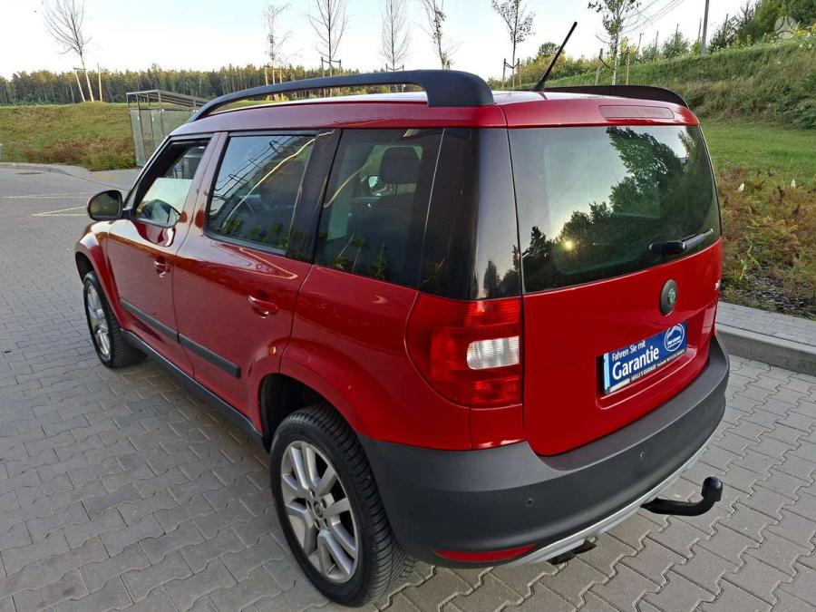 Sarkans Skoda Yeti 2011 Viļņa, ar dzinēja tilpumu 1.97 L un nobraukumu 181 tūkst. km par 6350 €, foto 8 vietnē AUTOMOTO.COM.LV