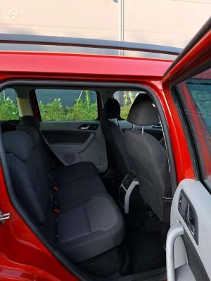 Sarkans Skoda Yeti 2011 Viļņa, ar dzinēja tilpumu 1.97 L un nobraukumu 181 tūkst. km par 6350 €, foto 14 vietnē AUTOMOTO.COM.LV