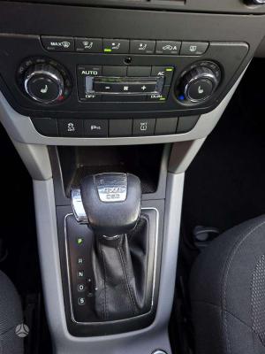 Sarkans Skoda Yeti 2011 Viļņa, ar dzinēja tilpumu 1.97 L un nobraukumu 181 tūkst. km par 6350 €, foto 19 vietnē AUTOMOTO.COM.LV
