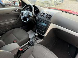 Sarkans Skoda Yeti 2011 Ukmergė, ar dzinēja tilpumu 1.20 L un nobraukumu 240 tūkst. km par 3550 €, foto 11 vietnē AUTOMOTO.COM.LV