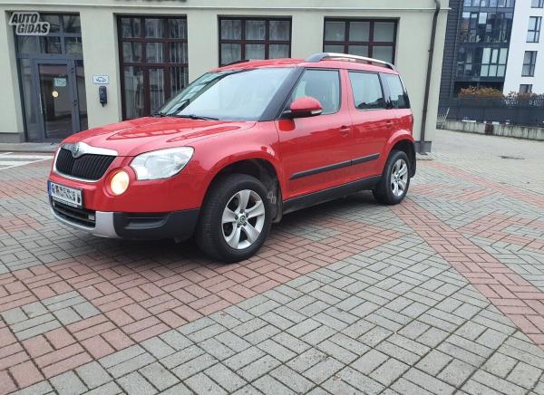 Red Skoda Yeti 2012 in Kaunas, with an engine capacity of 2.00 L and mileage of 412 thousand km for 2300 €, photo 1 on AUTOMOTO.COM.LV