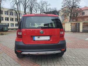 Red Skoda Yeti 2012 in Kaunas, with an engine capacity of 2.00 L and mileage of 412 thousand km for 2300 €, photo 6 on AUTOMOTO.COM.LV