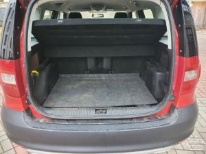 Red Skoda Yeti 2012 in Kaunas, with an engine capacity of 2.00 L and mileage of 412 thousand km for 2300 €, photo 12 on AUTOMOTO.COM.LV