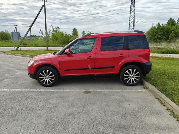Sarkans Skoda Yeti 2012 Kauņa, ar dzinēja tilpumu 2.00 L un nobraukumu 189 tūkst. km par 4999 €, foto 4 vietnē AUTOMOTO.COM.LV