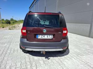 Sarkans Skoda Yeti 2012 Klaipėda, ar dzinēja tilpumu 1.97 L un nobraukumu 355 tūkst. km par 4000 €, foto 3 vietnē AUTOMOTO.COM.LV