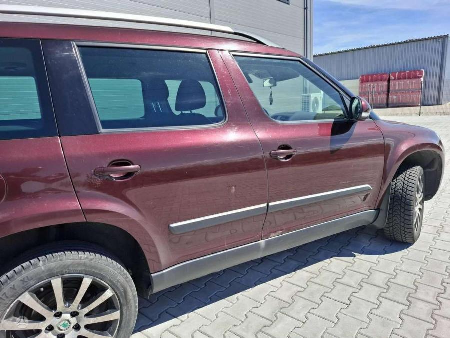 Sarkans Skoda Yeti 2012 Klaipėda, ar dzinēja tilpumu 1.97 L un nobraukumu 355 tūkst. km par 4000 €, foto 6 vietnē AUTOMOTO.COM.LV