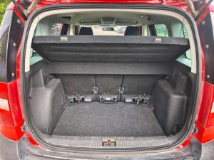 Sarkans Skoda Yeti 2012 Šauļi, ar dzinēja tilpumu 2.00 L un nobraukumu 292 tūkst. km par 3950 €, foto 16 vietnē AUTOMOTO.COM.LV