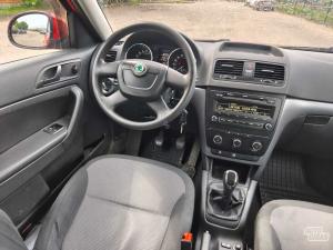 Sarkans Skoda Yeti 2012 Šauļi, ar dzinēja tilpumu 2.00 L un nobraukumu 292 tūkst. km par 3950 €, foto 11 vietnē AUTOMOTO.COM.LV