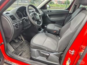 Sarkans Skoda Yeti 2012 Šauļi, ar dzinēja tilpumu 2.00 L un nobraukumu 292 tūkst. km par 3950 €, foto 14 vietnē AUTOMOTO.COM.LV