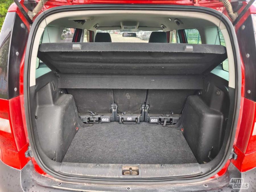 Sarkans Skoda Yeti 2012 Šauļi, ar dzinēja tilpumu 2.00 L un nobraukumu 292 tūkst. km par 3950 €, foto 17 vietnē AUTOMOTO.COM.LV