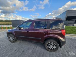 Red Skoda Yeti 2012 in Klaipeda, with an engine capacity of 1.20 L and mileage of 218 thousand km for 5500 €, photo 8 on AUTOMOTO.COM.LV