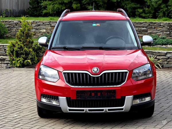 Red Skoda Yeti 2014 in Kedainiai, with an engine capacity of 1.97 L and mileage of 286 thousand km for 7750 €, photo 3 on AUTOMOTO.COM.LV