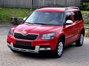 Red Skoda Yeti 2014 in Kedainiai, with an engine capacity of 1.97 L and mileage of 286 thousand km for 7750 €, photo 4 on AUTOMOTO.COM.LV