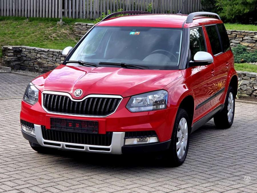 Red Skoda Yeti 2014 in Kedainiai, with an engine capacity of 1.97 L and mileage of 286 thousand km for 7750 €, photo 5 on AUTOMOTO.COM.LV