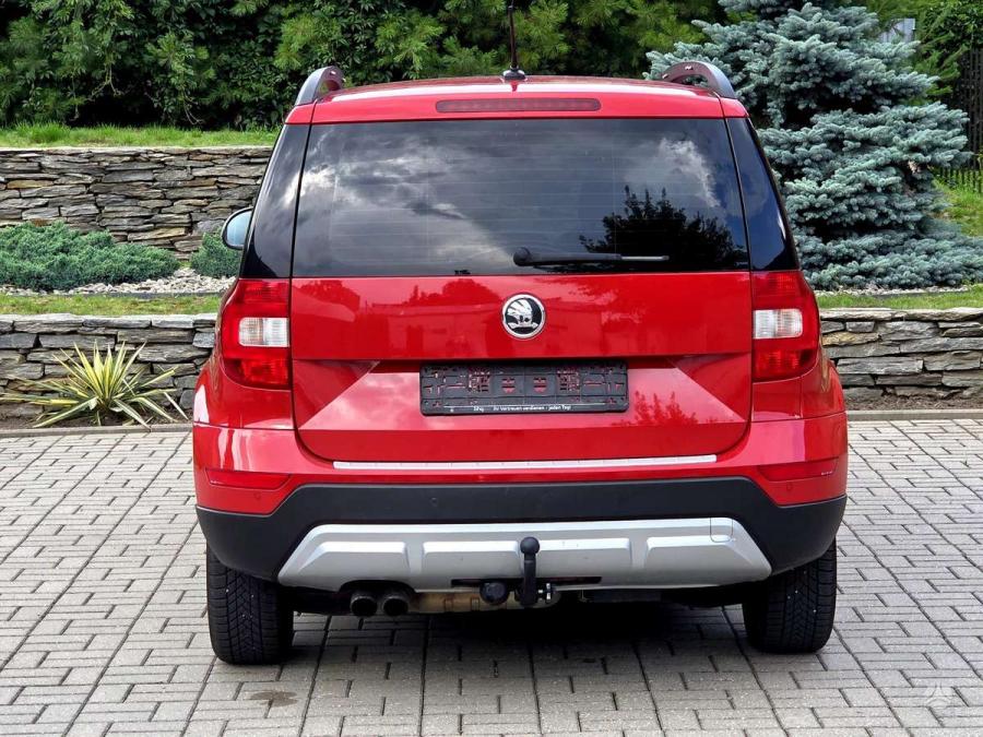 Red Skoda Yeti 2014 in Kedainiai, with an engine capacity of 1.97 L and mileage of 286 thousand km for 7750 €, photo 9 on AUTOMOTO.COM.LV