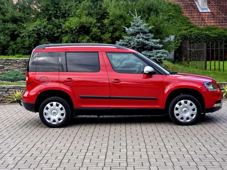 Red Skoda Yeti 2014 in Kedainiai, with an engine capacity of 1.97 L and mileage of 286 thousand km for 7750 €, photo 11 on AUTOMOTO.COM.LV