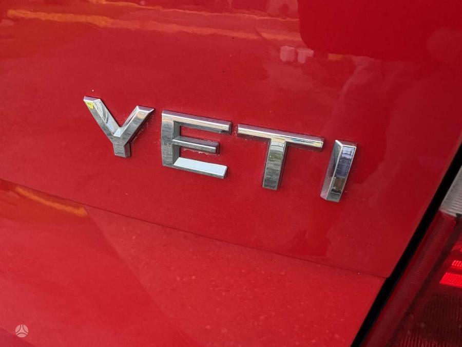 Red Skoda Yeti 2014 in Utena, with an engine capacity of 1.80 L and mileage of 308 thousand km for 6250 €, photo 10 on AUTOMOTO.COM.LV