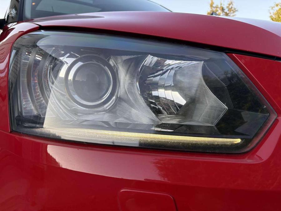 Red Skoda Yeti 2014 in Utena, with an engine capacity of 1.80 L and mileage of 308 thousand km for 6250 €, photo 12 on AUTOMOTO.COM.LV