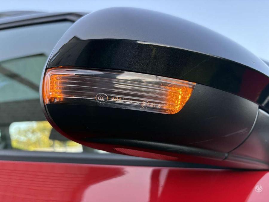 Red Skoda Yeti 2014 in Utena, with an engine capacity of 1.80 L and mileage of 308 thousand km for 6250 €, photo 15 on AUTOMOTO.COM.LV