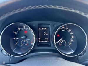 Red Skoda Yeti 2014 in Utena, with an engine capacity of 1.80 L and mileage of 308 thousand km for 6250 €, photo 26 on AUTOMOTO.COM.LV