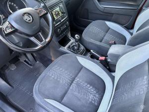 Red Skoda Yeti 2014 in Utena, with an engine capacity of 1.80 L and mileage of 308 thousand km for 6250 €, photo 32 on AUTOMOTO.COM.LV