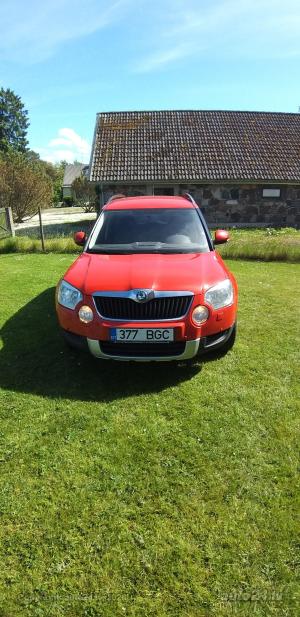 Sarkans Skoda Yeti 2012 Tallina, ar dzinēja tilpumu 1.20 L un nobraukumu 185 tūkst. km par 3990 €, foto  vietnē AUTOMOTO.COM.LV
