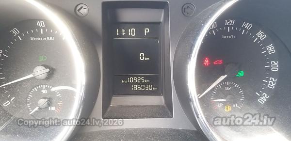 Sarkans Skoda Yeti 2012 Tallina, ar dzinēja tilpumu 1.20 L un nobraukumu 185 tūkst. km par 3990 €, foto 6 vietnē AUTOMOTO.COM.LV