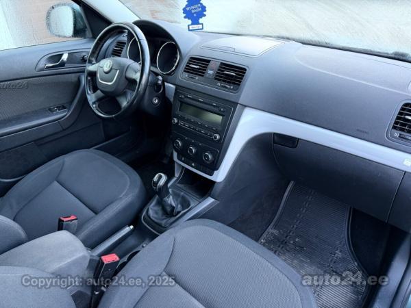 Skoda Yeti 2012 Tallina, ar dzinēja tilpumu 2.00 L un nobraukumu 111 tūkst. km par 8000 €, foto 11 vietnē AUTOMOTO.COM.LV