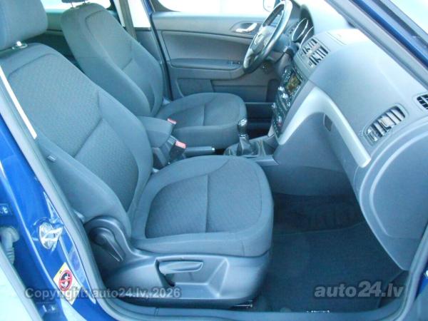 Skoda Yeti 2013 in Viljandi, with an engine capacity of 2.00 L and mileage of 216 thousand km for 6490 €, photo 11 on AUTOMOTO.COM.LV