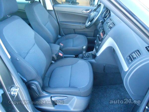 Skoda Yeti 2016 in Viljandi, with an engine capacity of 2.00 L and mileage of 199 thousand km for 9990 €, photo 11 on AUTOMOTO.COM.LV