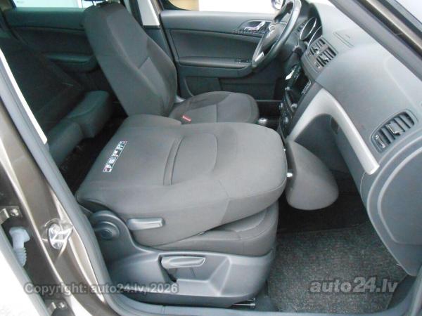 Skoda Yeti 2016 in Viljandi, with an engine capacity of 2.00 L and mileage of 199 thousand km for 9990 €, photo 11 on AUTOMOTO.COM.LV