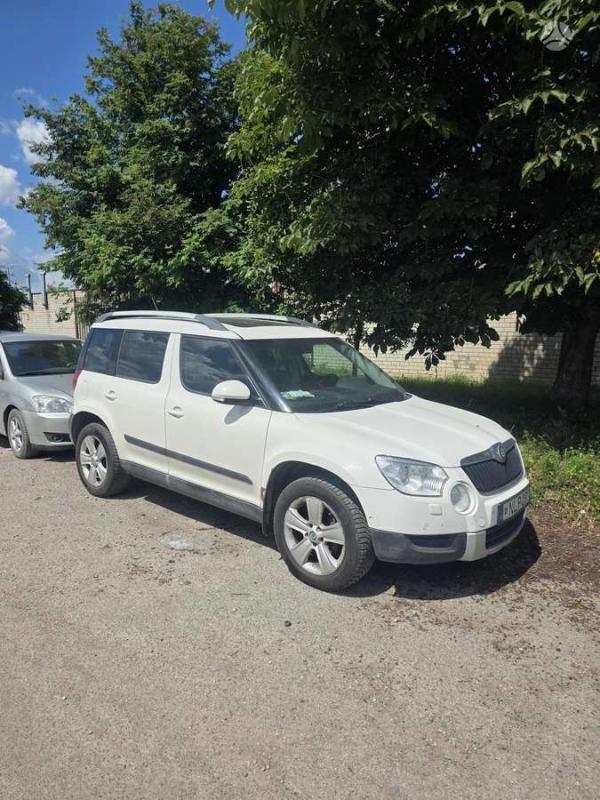 Balts Skoda Yeti 2011 Kauņa, ar dzinēja tilpumu 1.97 L un nobraukumu 360 tūkst. km par 5500 €, foto 7 vietnē AUTOMOTO.COM.LV