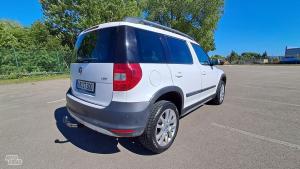 White Skoda Yeti 2012 in Klaipeda, with an engine capacity of 2.00 L and mileage of 261 thousand km for 4999 €, photo 7 on AUTOMOTO.COM.LV