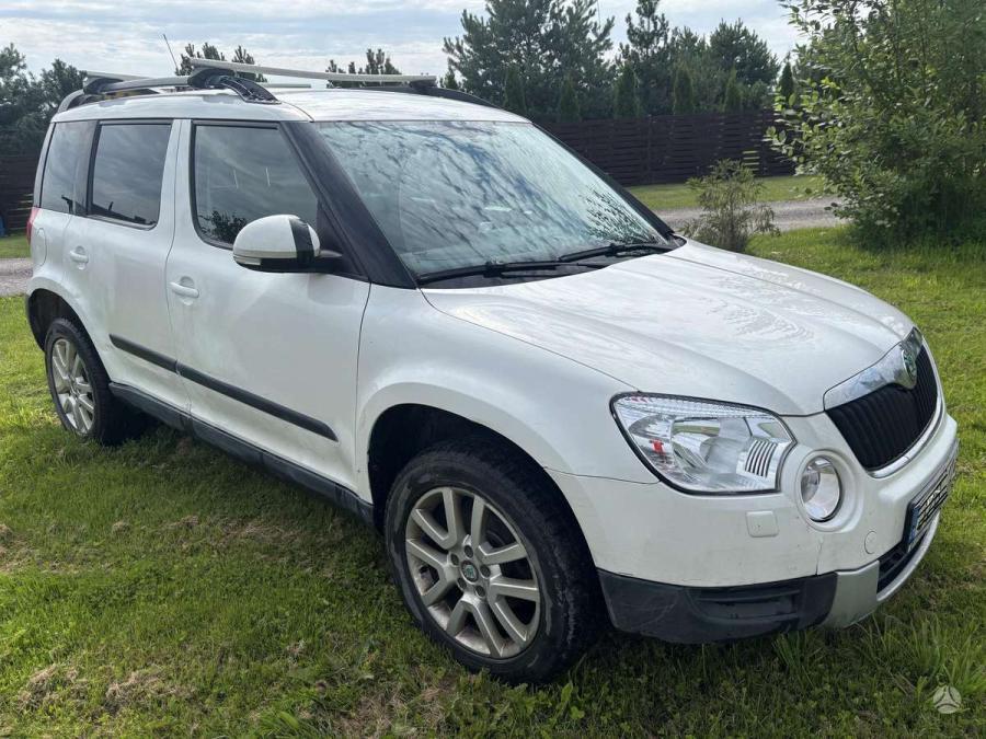 Balts Skoda Yeti 2012 Šauļi, ar dzinēja tilpumu 1.97 L un nobraukumu 330 tūkst. km par 2000 €, foto 1 vietnē AUTOMOTO.COM.LV
