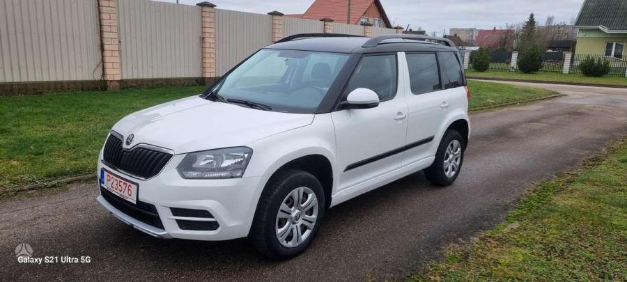 White Skoda Yeti 2014 in Kedainiai, with an engine capacity of 1.20 L and mileage of 221 thousand km for 4999 €, photo 2 on AUTOMOTO.COM.LV