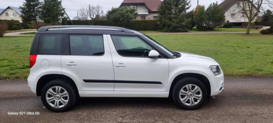 White Skoda Yeti 2014 in Kedainiai, with an engine capacity of 1.20 L and mileage of 221 thousand km for 4999 €, photo 6 on AUTOMOTO.COM.LV