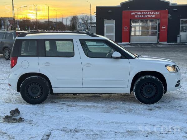 Balts Skoda Yeti 2014 Rīga, ar dzinēja tilpumu 2.00 L un nobraukumu 257 tūkst. km par 5800 €, foto 4 vietnē AUTOMOTO.COM.LV