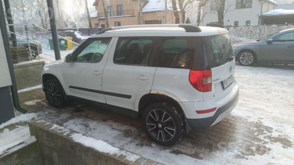 Balts Skoda Yeti 2014 Rīga, ar dzinēja tilpumu 2.00 L un nobraukumu 297 tūkst. km par 2750 €, foto 3 vietnē AUTOMOTO.COM.LV