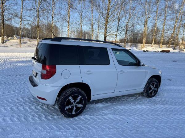 Balts Skoda Yeti 2014 Panevēža, ar dzinēja tilpumu 1.20 L un nobraukumu 246 tūkst. km par 6200 €, foto 7 vietnē AUTOMOTO.COM.LV