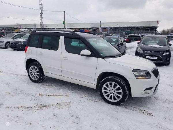 White Skoda Yeti 2014 in Kaunas, with an engine capacity of 1.97 L and mileage of 344 thousand km for 5850 €, photo 5 on AUTOMOTO.COM.LV