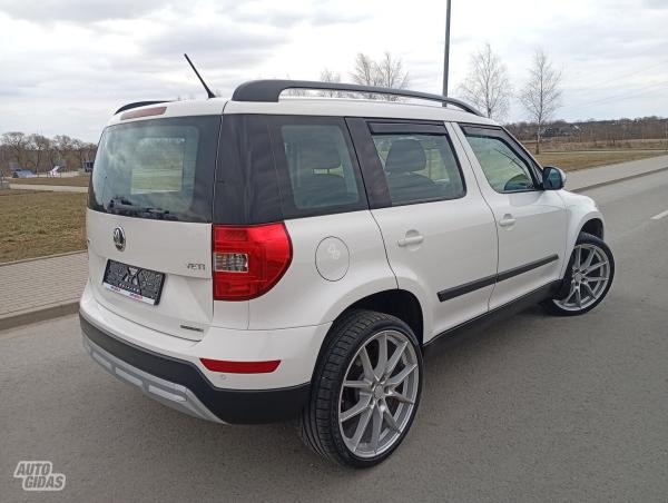 White Skoda Yeti 2014 in Vilnius, with an engine capacity of 1.60 L and mileage of 307 thousand km for 6700 €, photo 5 on AUTOMOTO.COM.LV
