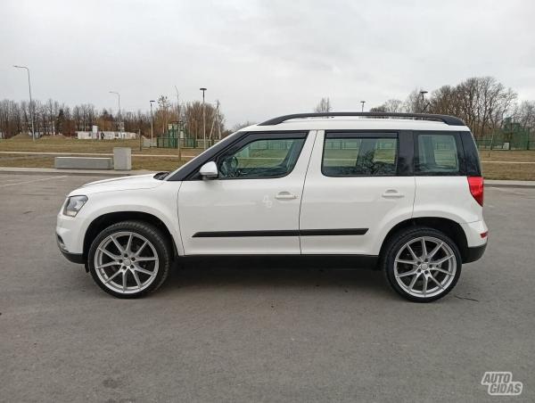 White Skoda Yeti 2014 in Vilnius, with an engine capacity of 1.60 L and mileage of 307 thousand km for 6700 €, photo 7 on AUTOMOTO.COM.LV