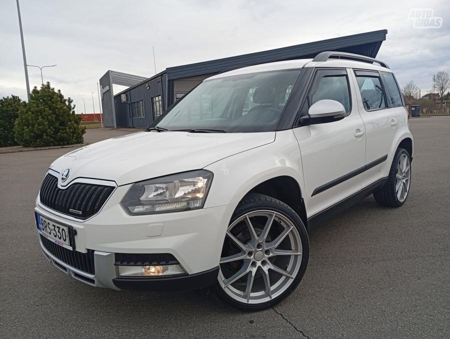 White Skoda Yeti 2014 in Vilnius, with an engine capacity of 1.60 L and mileage of 307 thousand km for 6700 €, photo 1 on AUTOMOTO.COM.LV